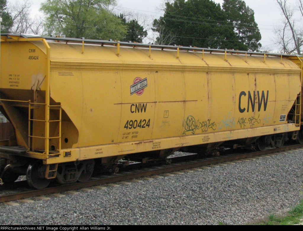 CNW 490424
